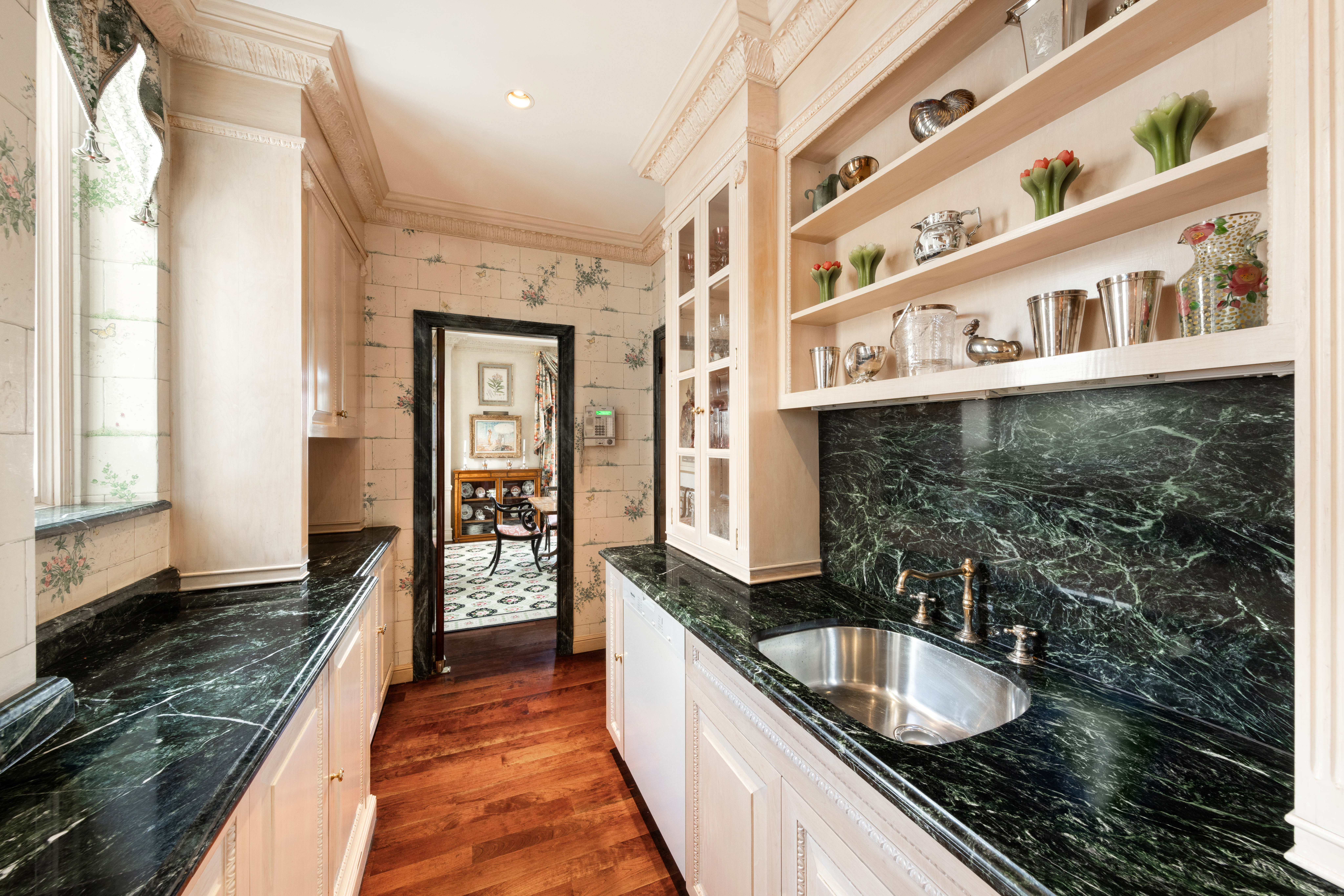 This $19M sky palace high above Park Avenue has a manor house-worthy ...